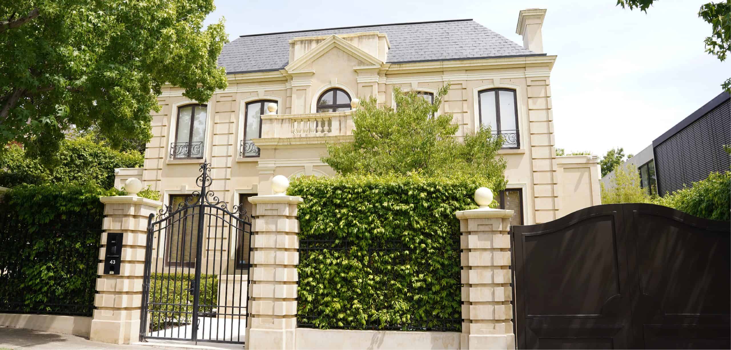 Toorak Hopetoun Tuscan Finishes | Elegant Monocol Designs